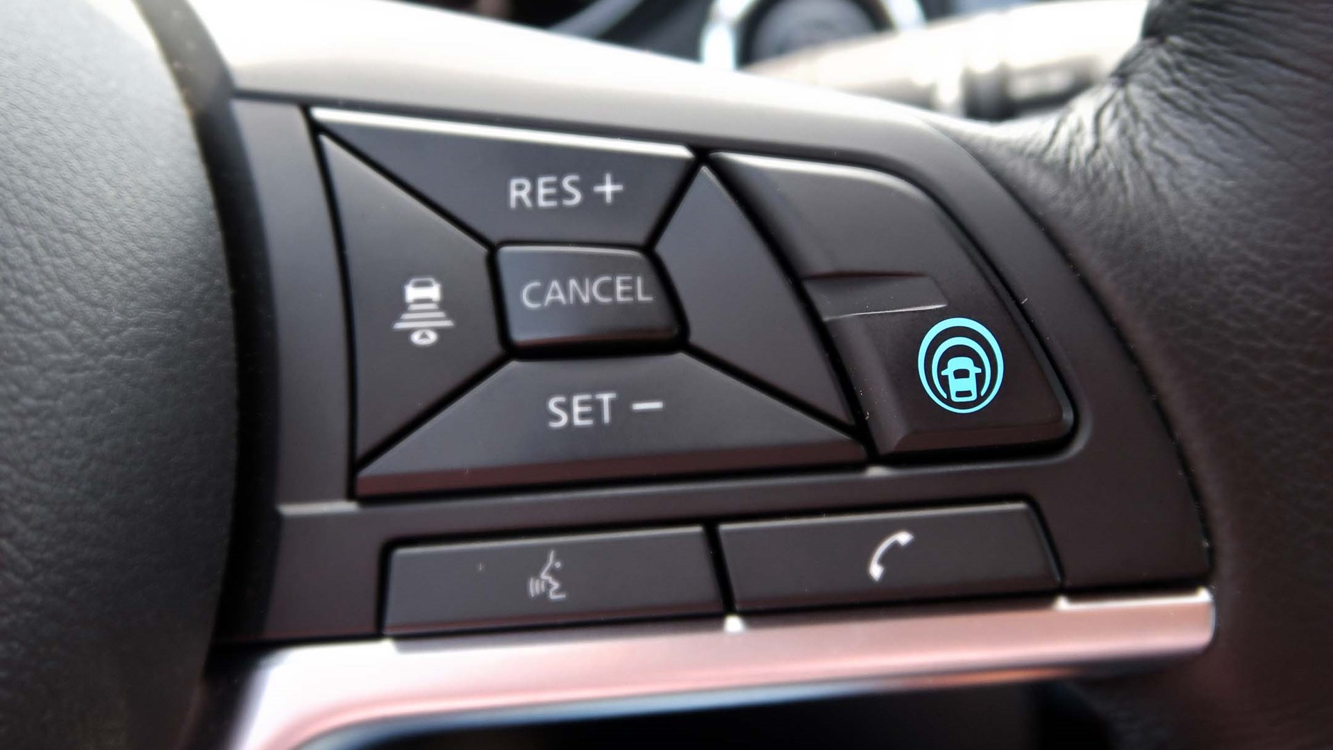 Exploring ProPILOT Assist: Nissan's Leap into the Future - Woodbine Nissan